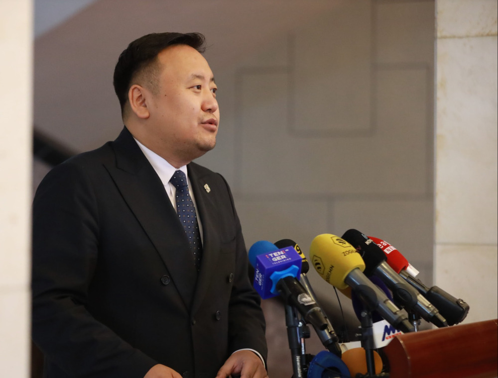Хууль бус хөрөнгө хураах хууль засгийн босго давлаа